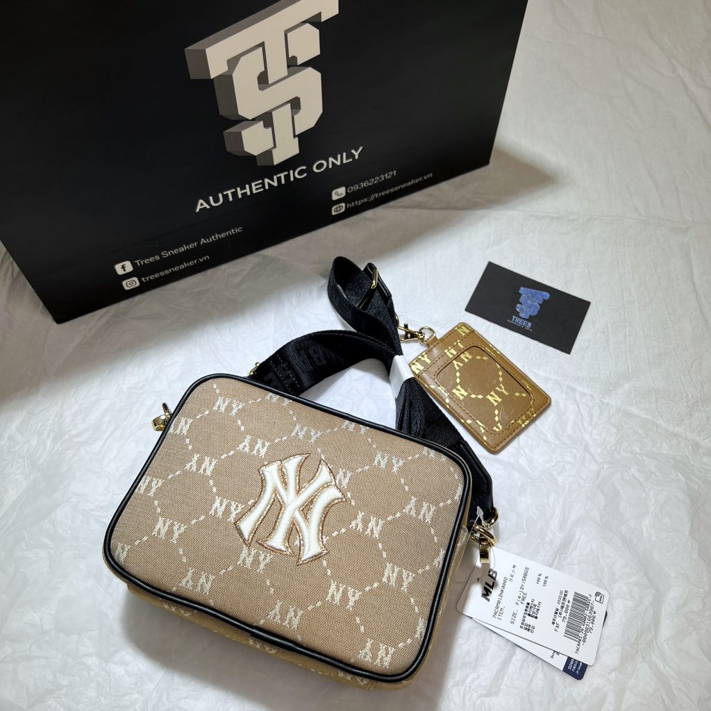 Túi đeo chéo MLB MONOGRAM DIAMOND FULL TAG CHECK HIDDEN TAG - Trees Sneaker