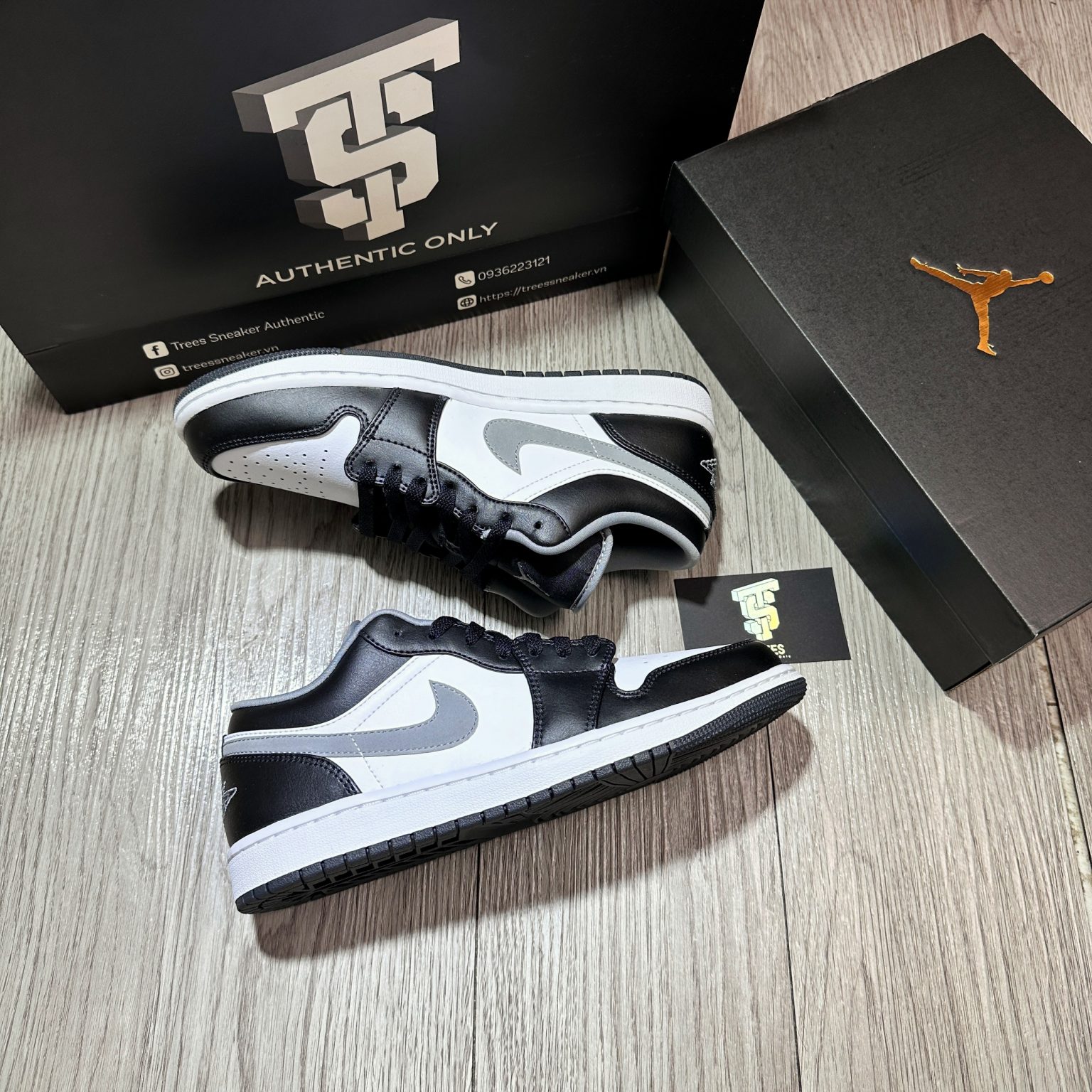 NIKE AIR JORDAN 1 LOW SMOKE GREY V3 553558 040 - Trees Sneaker