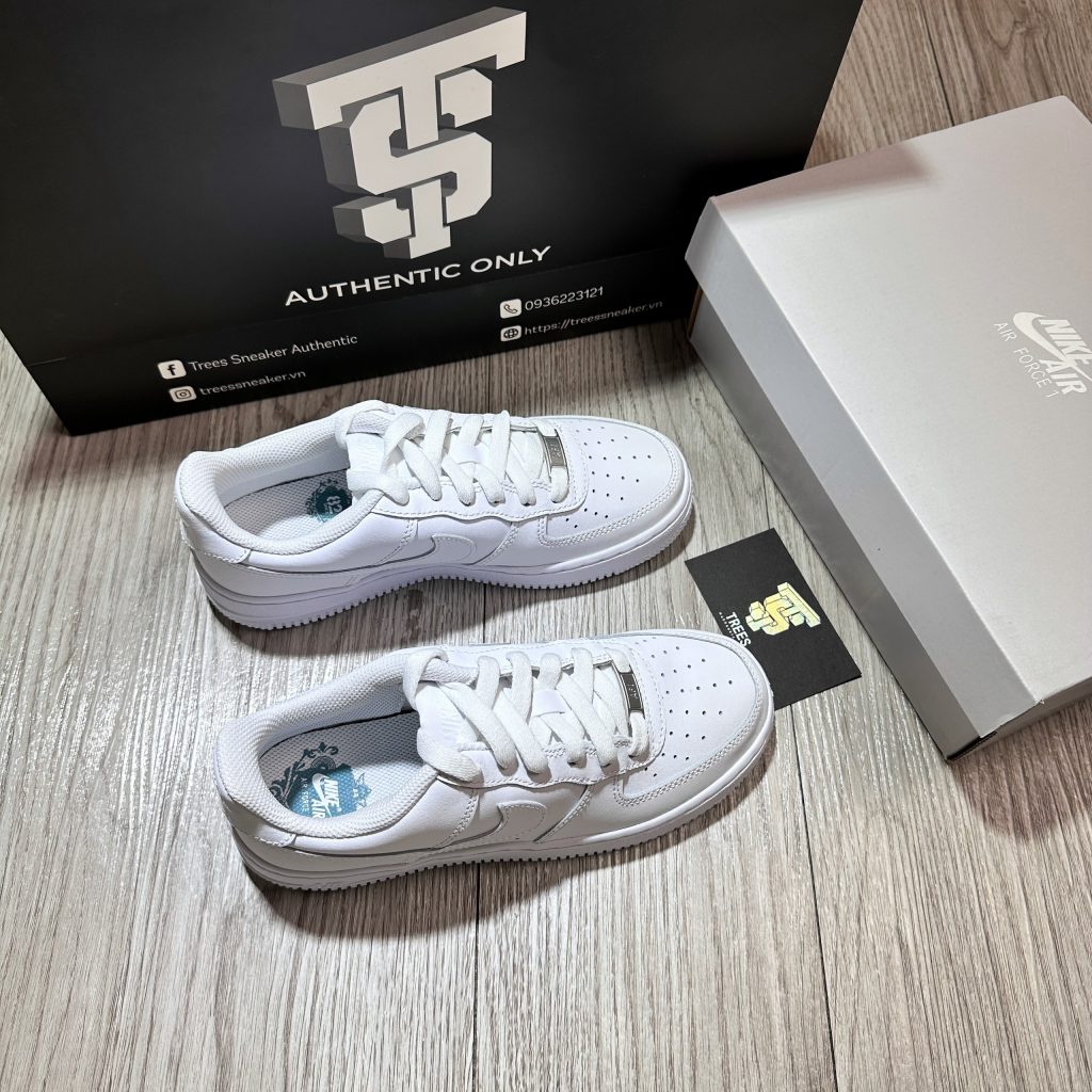 NIKE AIR FORCE 1 LOW LE GS ALL WHITE DH2920 111 - Trees Sneaker